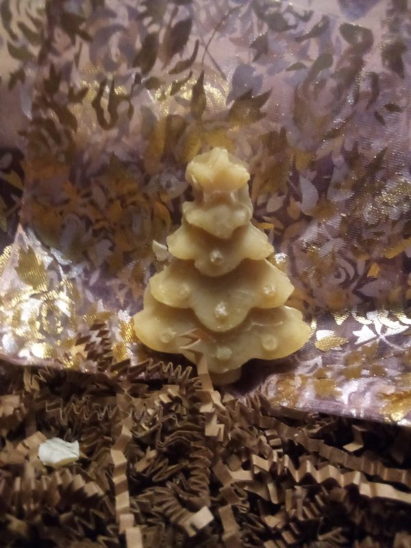 Home Made Goats Milk Soap. Manuka Honey, Oats. Reindeer Poo. Smells ...